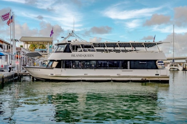 Miami Bayside Boat Tour | Sightseeing Cruise | Miami On The Water