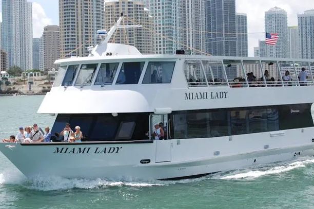 Miami Bayside Boat Tour | Sightseeing Cruise | Miami On The Water